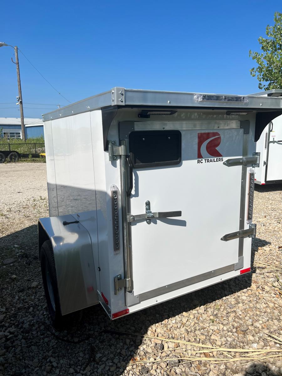 RDLX RDLX 4 x 6 SA FLAT TOP WEDG ENCLOSED TRAILER BY RC | Big Tex ...