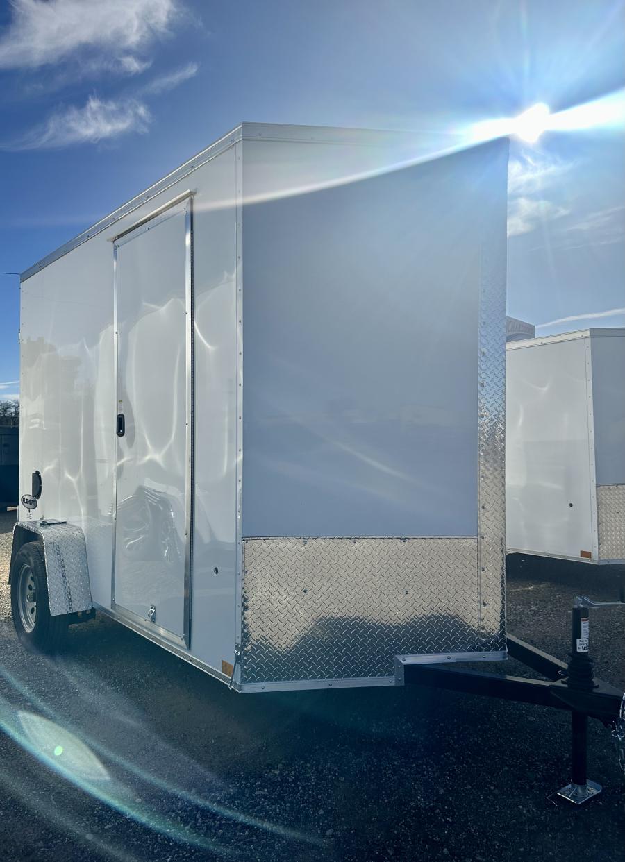 K721 ELEMENT SE FLAT TOP SLOPE 6 x 10 ENCLOSED TRAILER | Big Tex ...