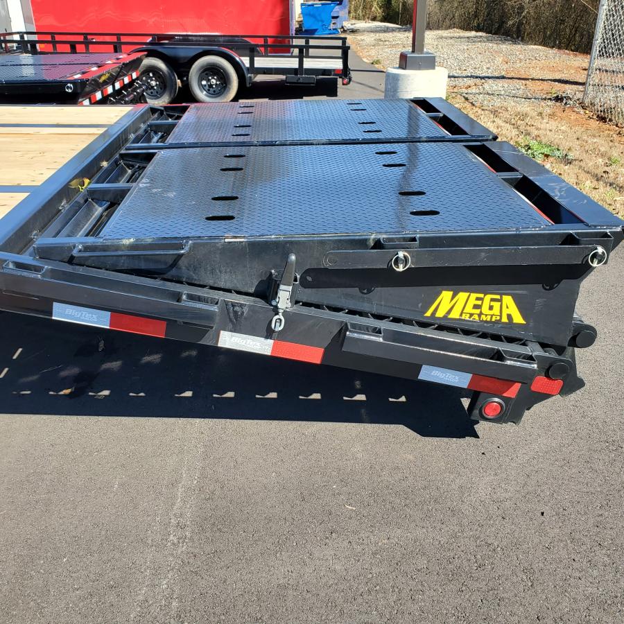 Big Tex 22GN, Gooseneck, 102" x 33', 23.9K, Dovetail, Mega Ramps | Big ...