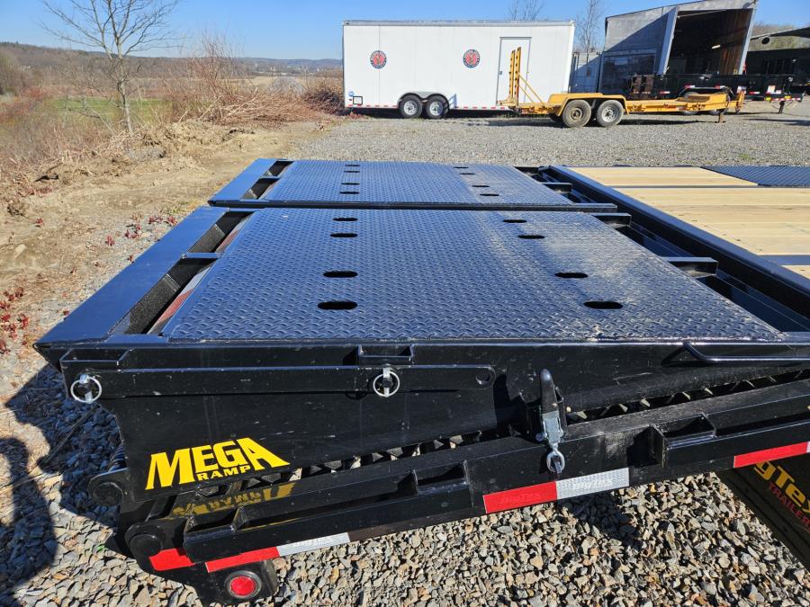Big Tex 22GN 23.9K TAND-D GN 102x28+5 MR DVT Mega Ramps, TT, Black ...