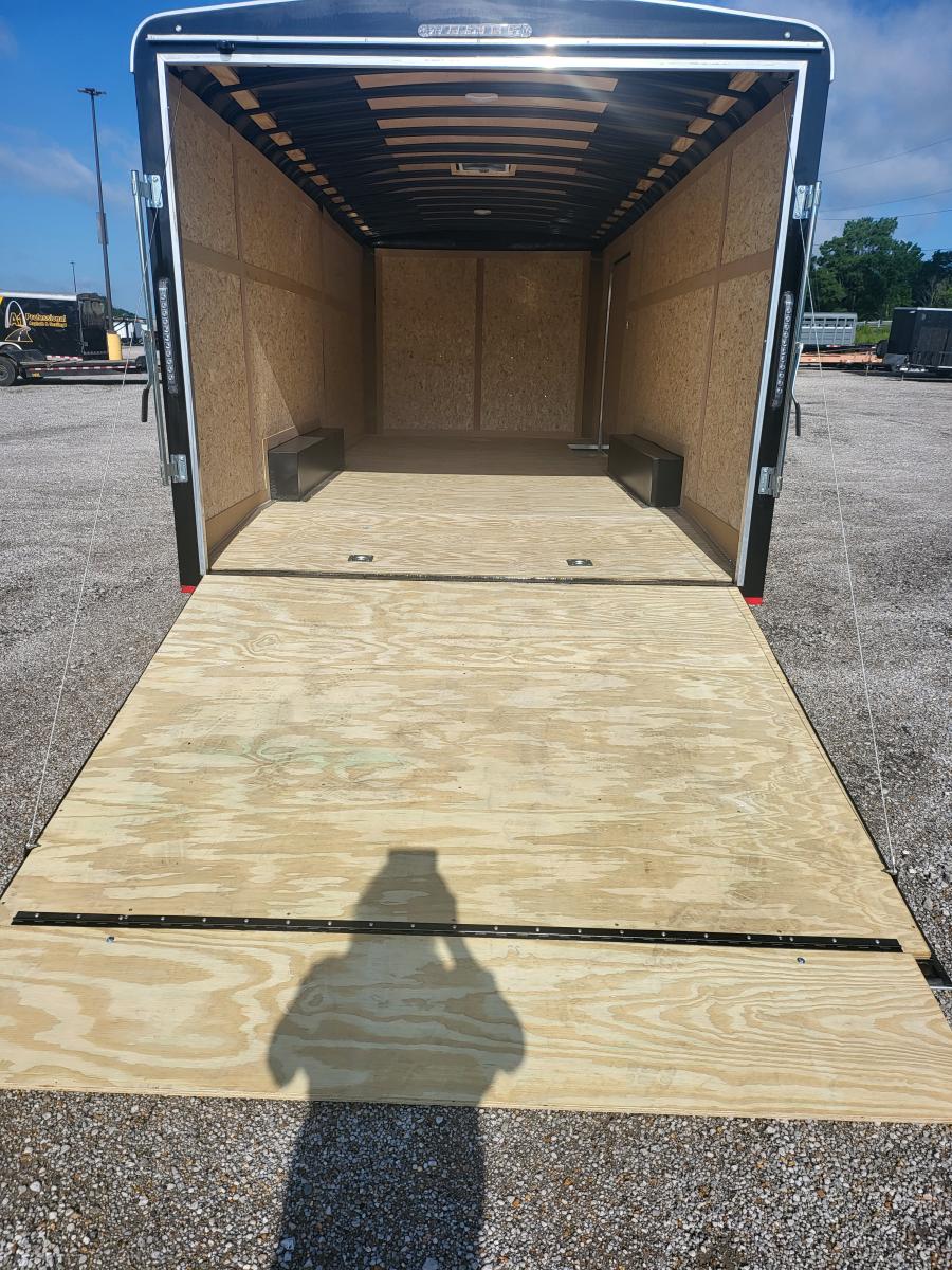 REMOLQUE CERRADO DE 8.5 X 20 TA RND DE RSTC RSTCH DE RC | Big Tex ...