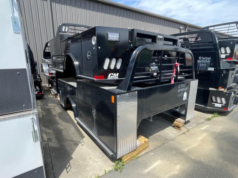 CM TM BED 86" L X 97" W X 57" CA X 42" RUNNERS | Big Tex Trailer World